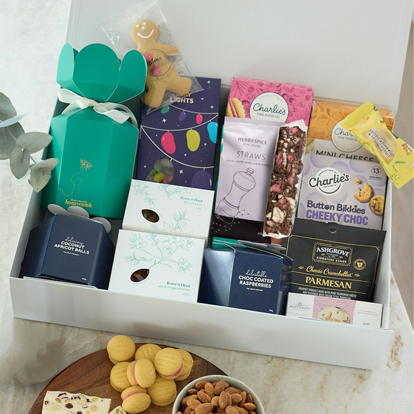 Why Gourmet Gift Boxes Are the Ultimate NZ Surprise – Edible Blooms New ...