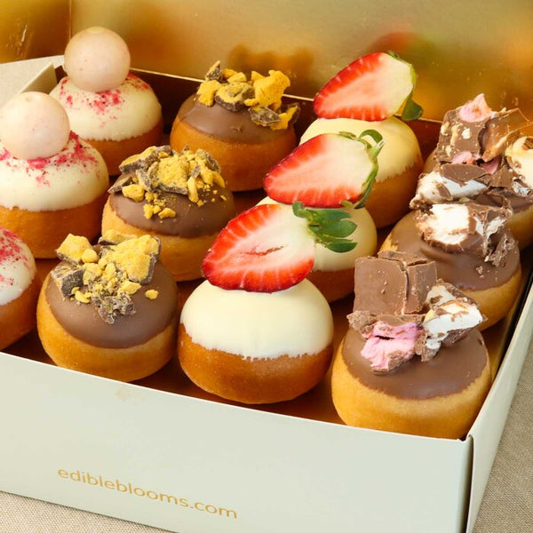 Christmas Gourmet Donut Gift Box | Donut Gifts | Gift Box Ideas ...